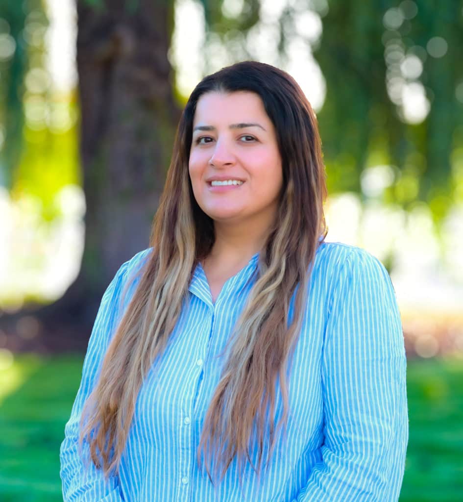 Meet Dr Fere Malekpour | B-Hive Innovations